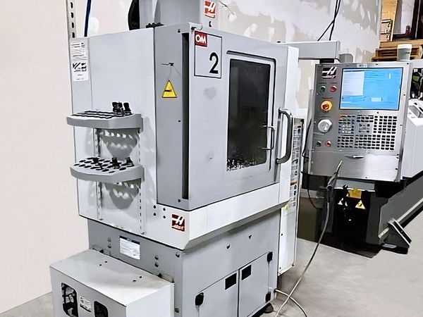 Used HAAS OM2 Vertical Machining Center #10431